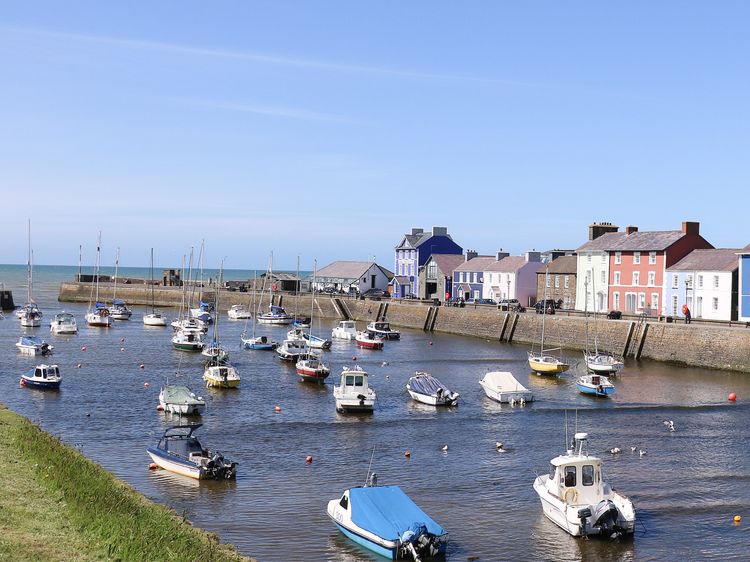 Day Trips from South West Wales: Taxi Adventures Await with Teifi Taxis ...